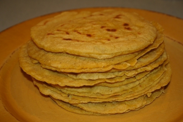 Tortillas de maíz caseras | The cook monkeys